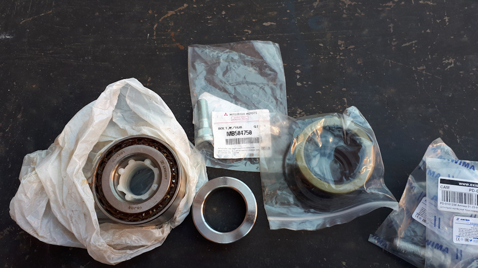 MB584750 Болт ступицы заднего колеса Mitsubishi | Запчасти на DRIVE2