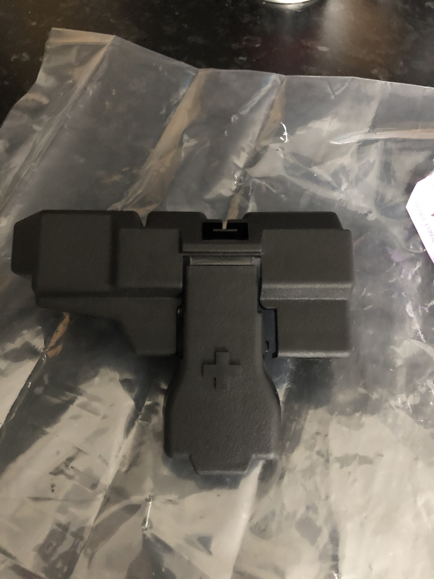 Замена кожуха плюсовой клеммы — Mazda 3 (3G) BM, 1,5 л, 2015 года ...