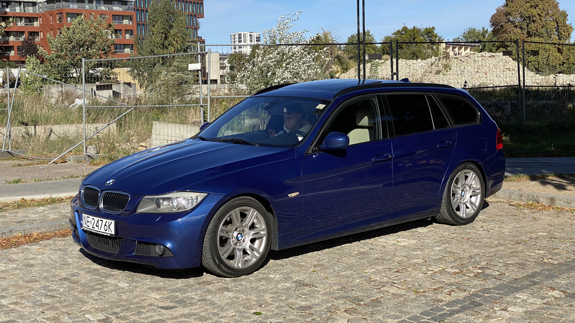 BMW 3 series Touring (E91) 2.0 дизельный 2010 | Le Mans Blue на DRIVE2