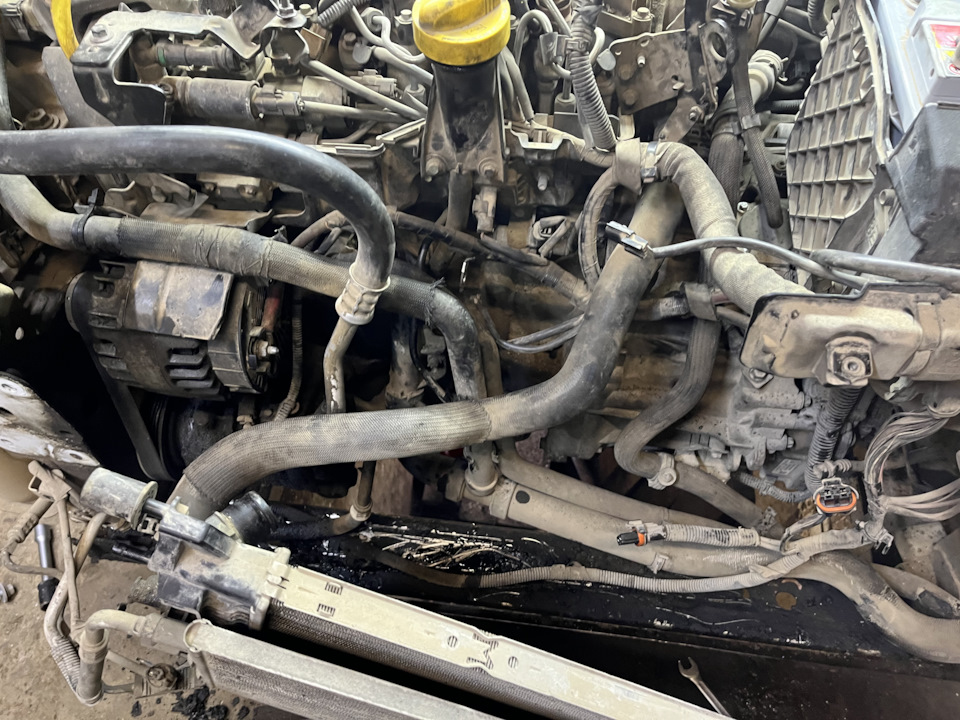 Замена прокладок теплообменника — Renault Megane III, 1,5 л, 2010 года ...