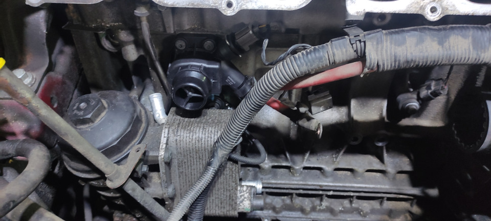 Патрубки системы охлаждения замена — Volvo XC70 III, 3,2 л, 2008 года ...