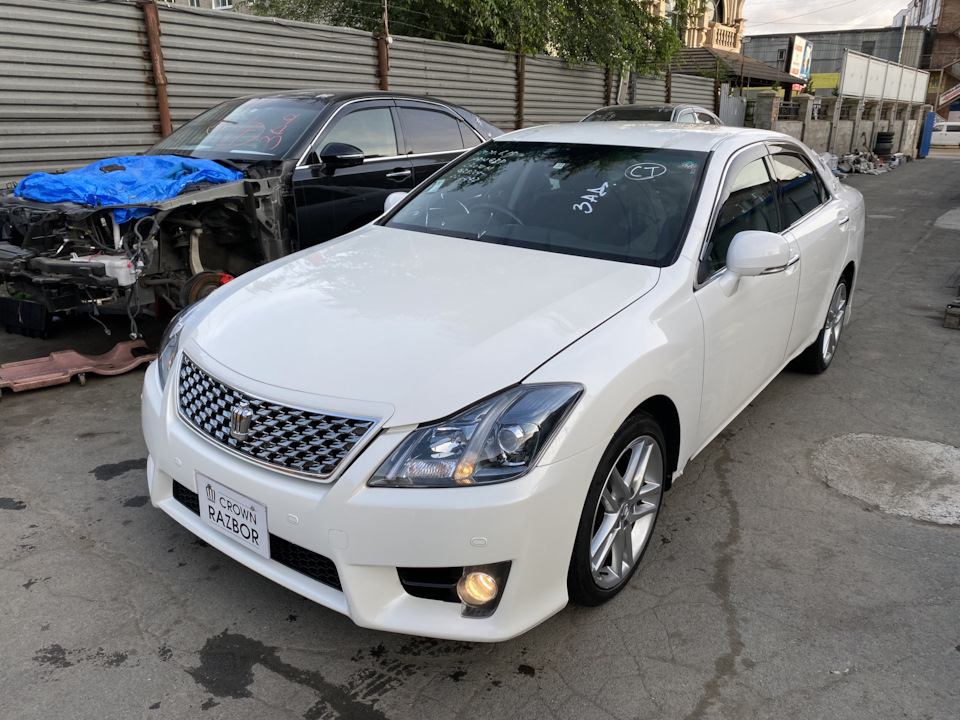 Toyota Crown Athlete GRS204, в наличии во Владивостоке — Crown_Razbor ...