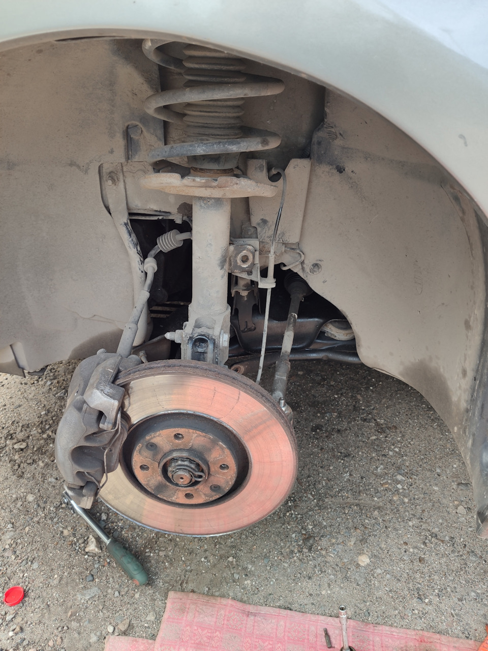 Замена стоек стабилизатора — Citroen C4 Picasso (1G), 1,6 л, 2012 года ...