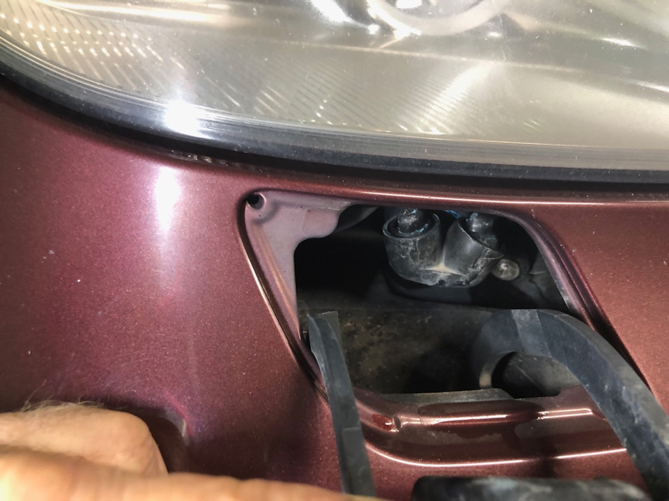 #11 Заменил форсунку омывателя фары A2198601247 — Mercedes-Benz CLS ...