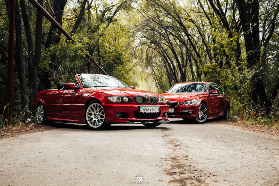 12. BMW E46 Convertible & BMW F30 — BMW 3 series Convertible (E46), 2,2 ...