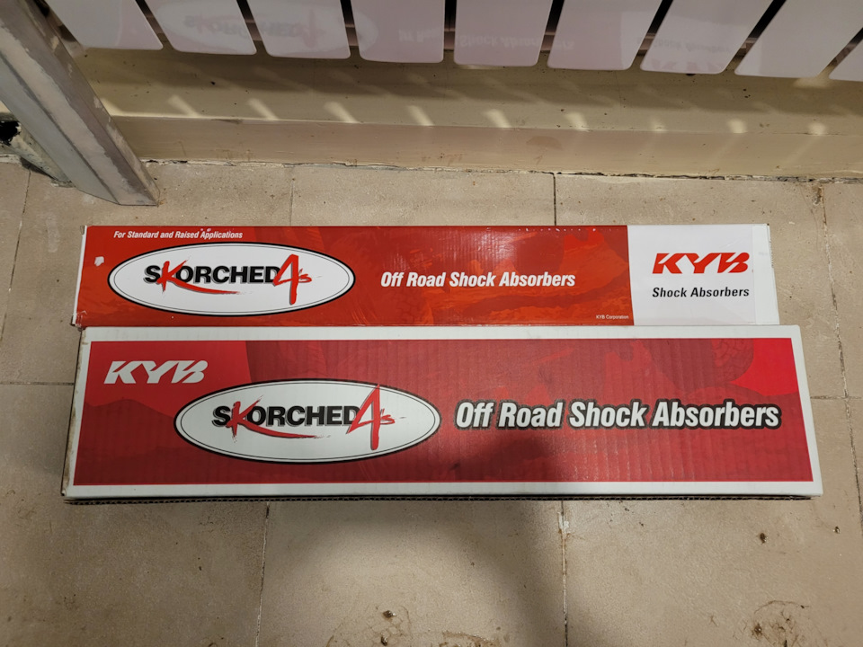 KYB SKORCHED 4'S(передние амортизаторы) ТагАЗ Тагер — ТагАЗ Tager 3D, 3,2 л, 2008 года | тюнинг ...