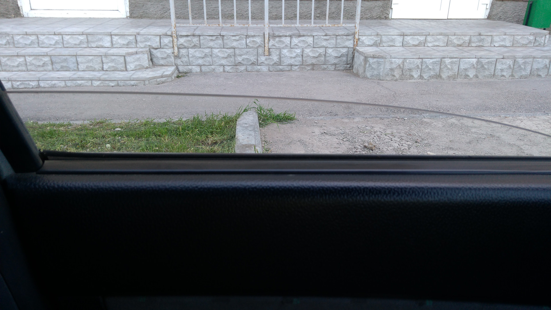 На Getz не доконца опускаются стекла на передних дверях — Hyundai Getz ...