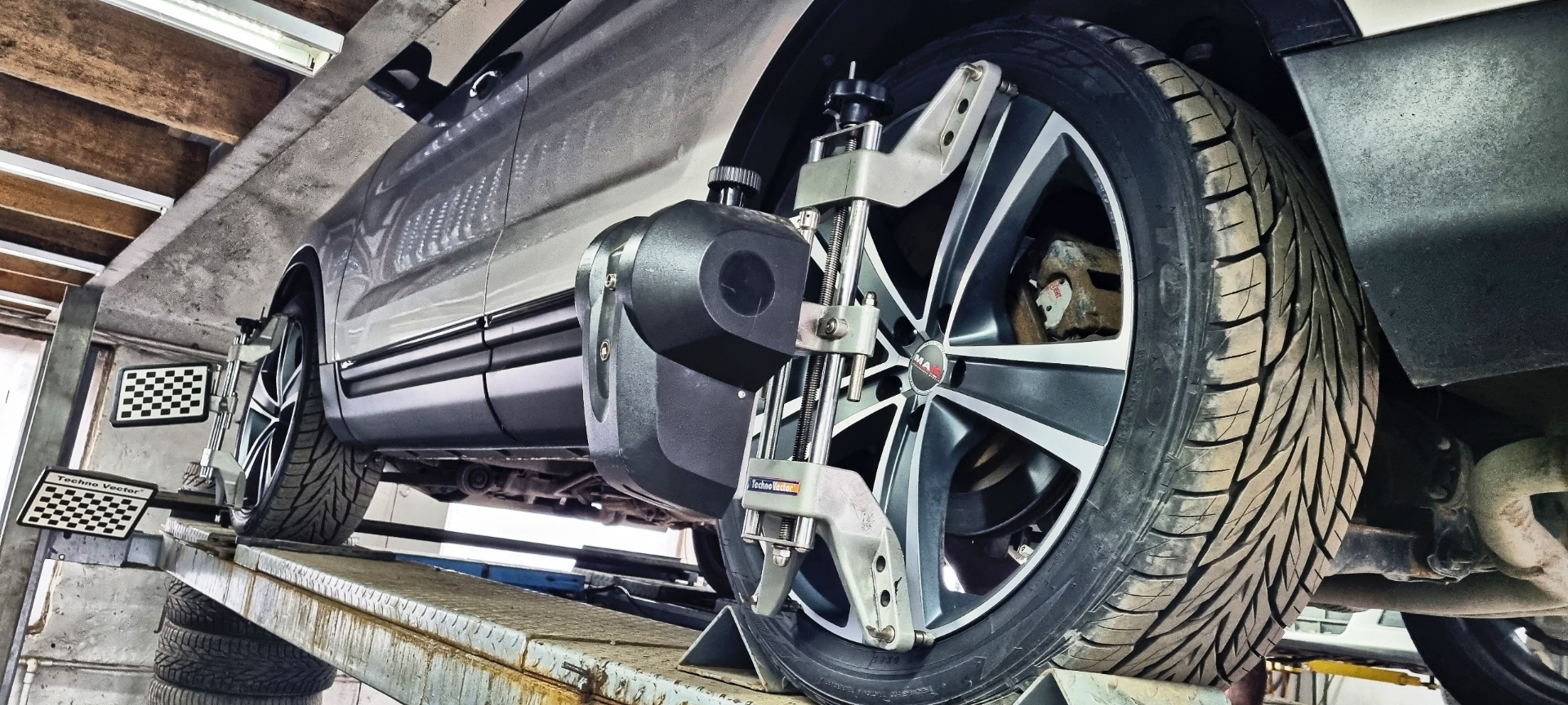 Задние продольные тяги — Ford Explorer (5G), 3,5 л, 2012 года | визит ...