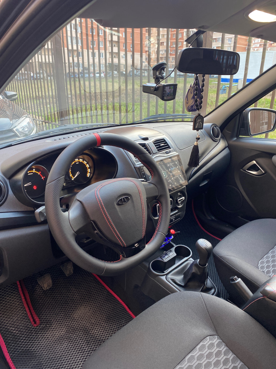 Анатомический руль Granta FL — Lada Гранта (2G) FL, 1,6 л, 2023 года ...