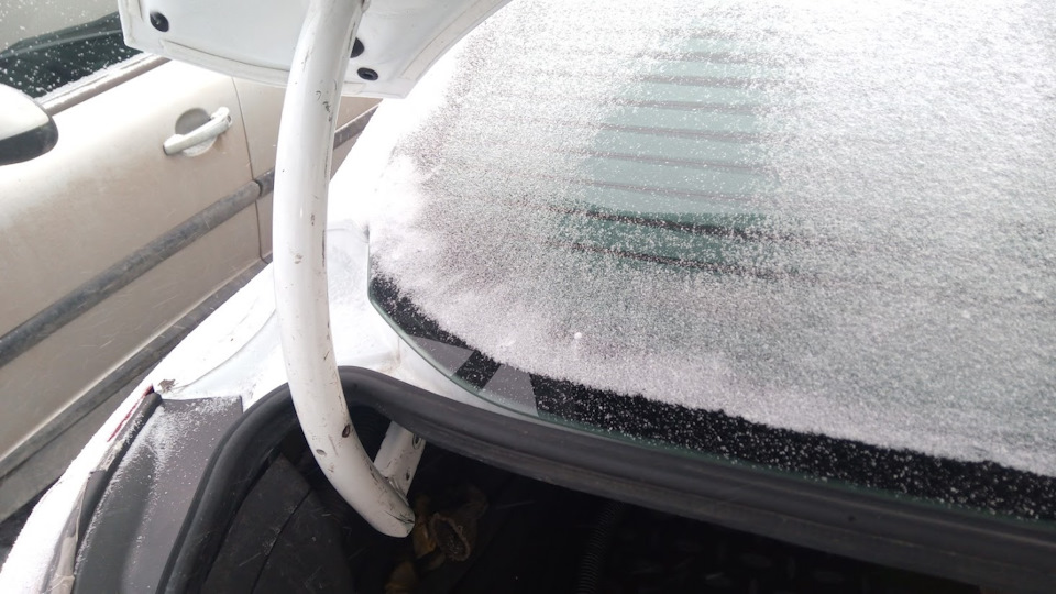 Крышка багажника ФФ3. — Ford Focus Sedan III, 1,6 л, 2012 года ...