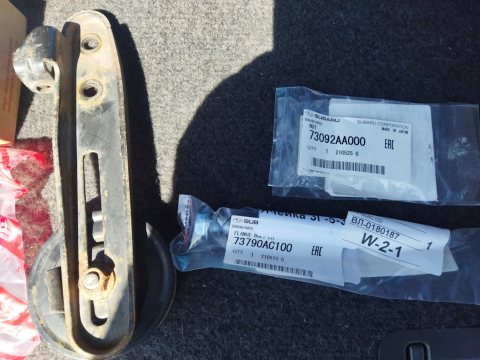 6. Ремонт натяжителя ремня кондиционера. — Subaru Forester (SF), 2 л ...
