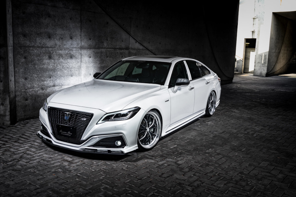 Обвес Mz Speed и Modellista для Toyota Crown S220 Тюнинг на Toyota Crown (S220). | 65 000 ₽ в ...