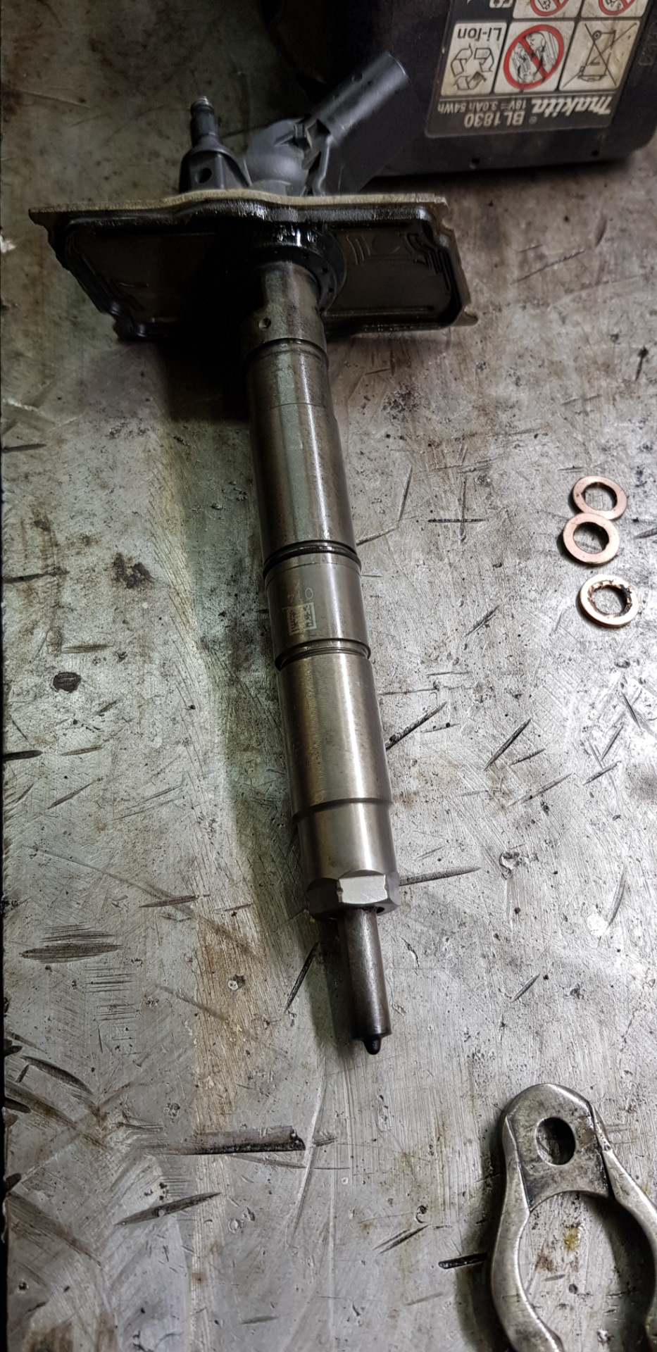 Форсунки — Audi Q7 (1G), 4,2 л, 2008 года | визит на сервис | DRIVE2