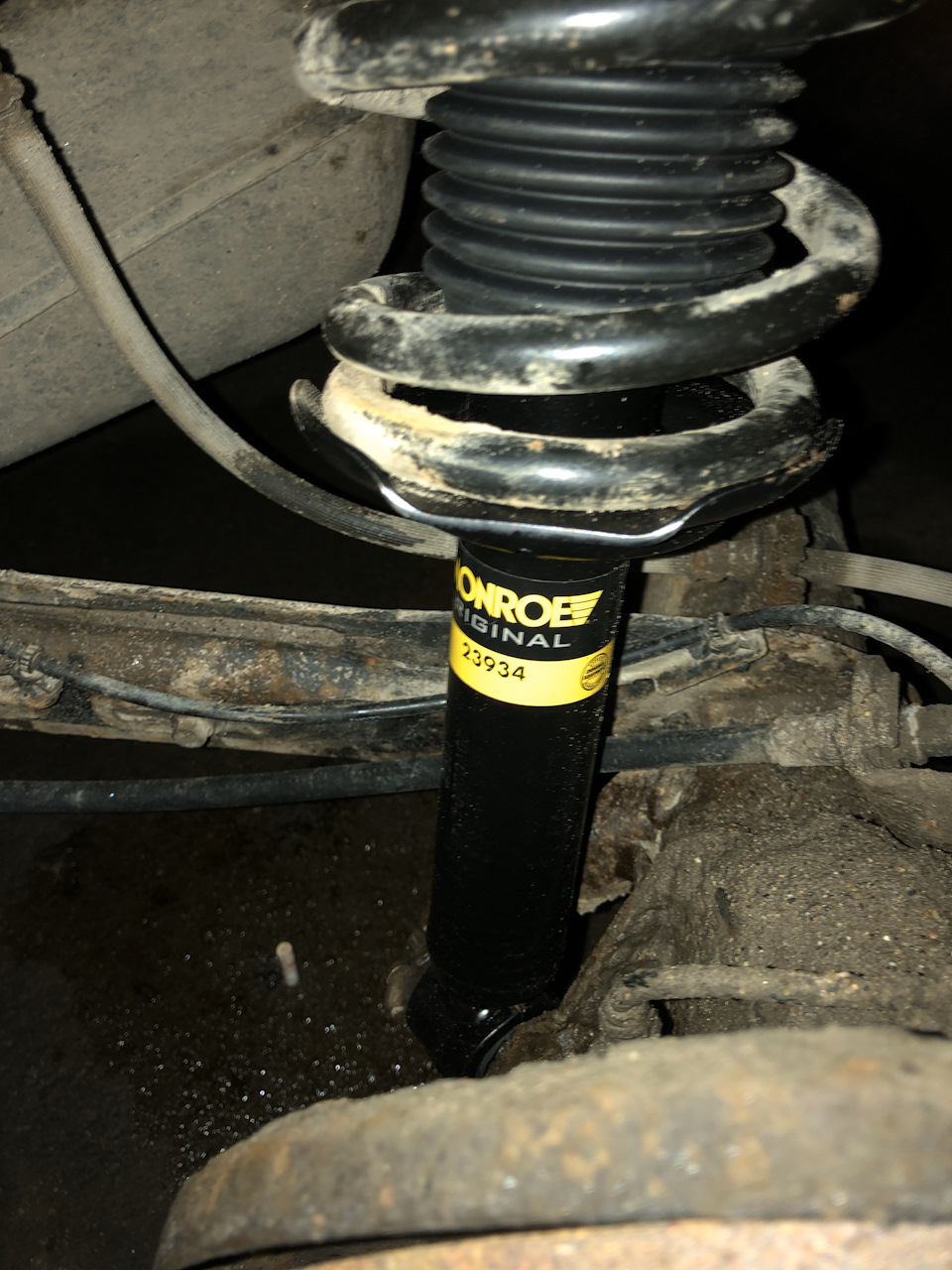 Замена подвески (часть 1) — Nissan Almera II (N16), 1,5 л, 2004 года | запчасти | DRIVE2