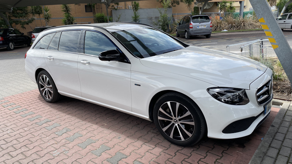 Mercedes-Benz E-Class Estate (S213) 2.0 гибридный (Plug-in) 2019 ...