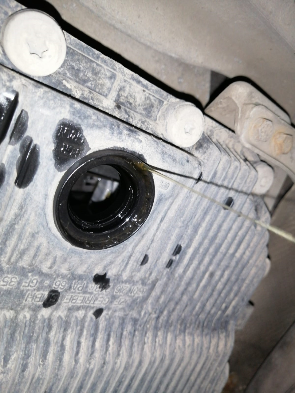 Замена масла акпп 6hp26 — BMW 5 series (E60), 2,5 л, 2004 года ...