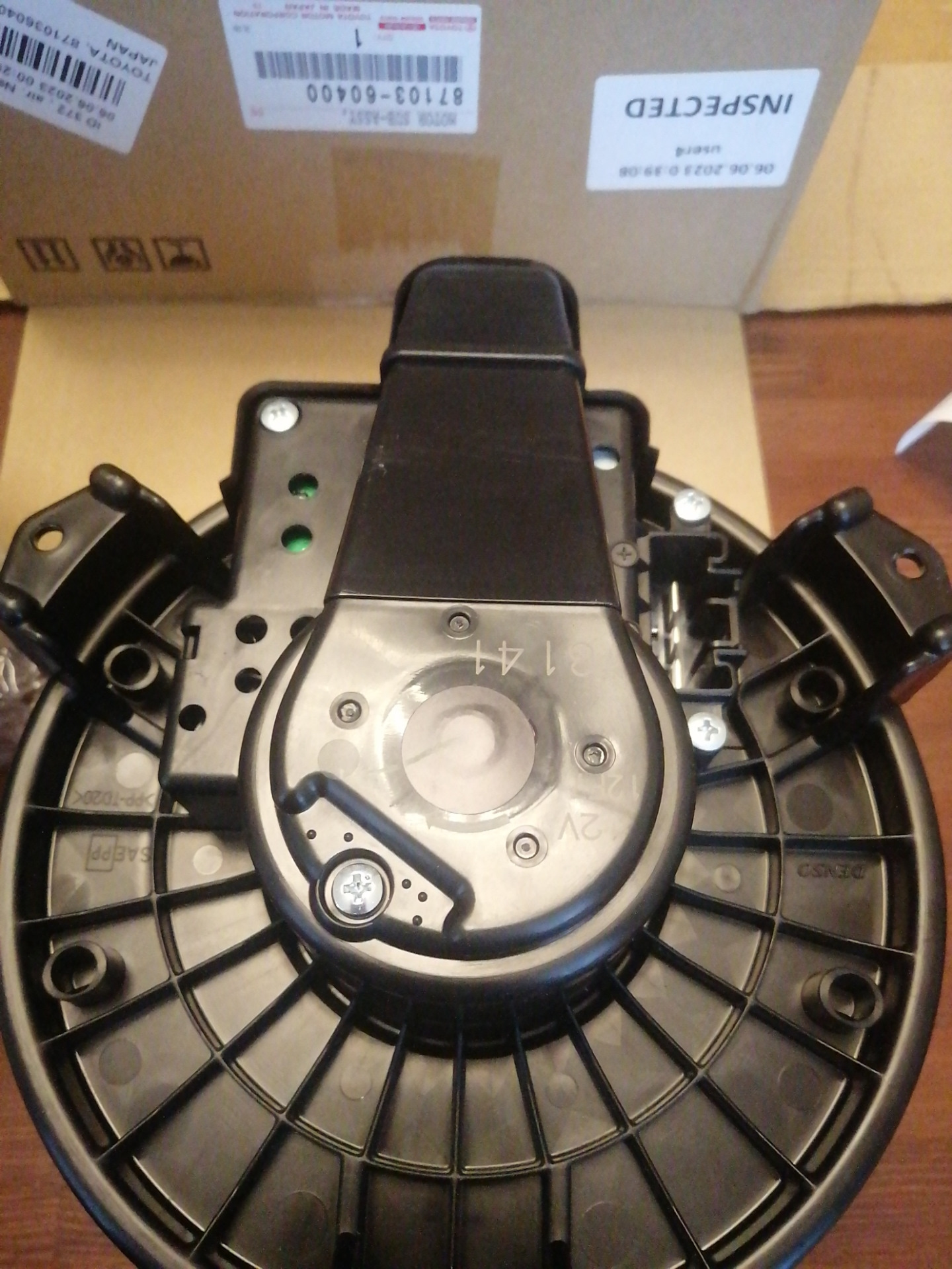 Замена пищащего вентилятора печки в салоне — Toyota Land Cruiser Prado ...