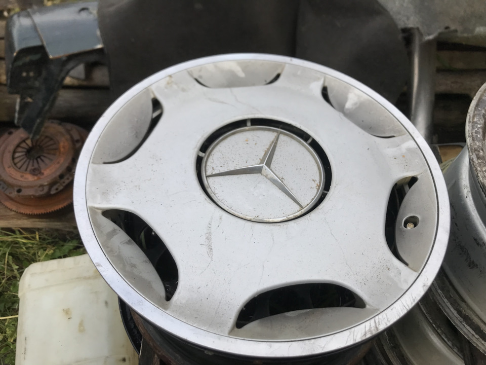 Штампованные диски 15 ET35 5x112 на Mercedes-Benz C-Class (W202 ...