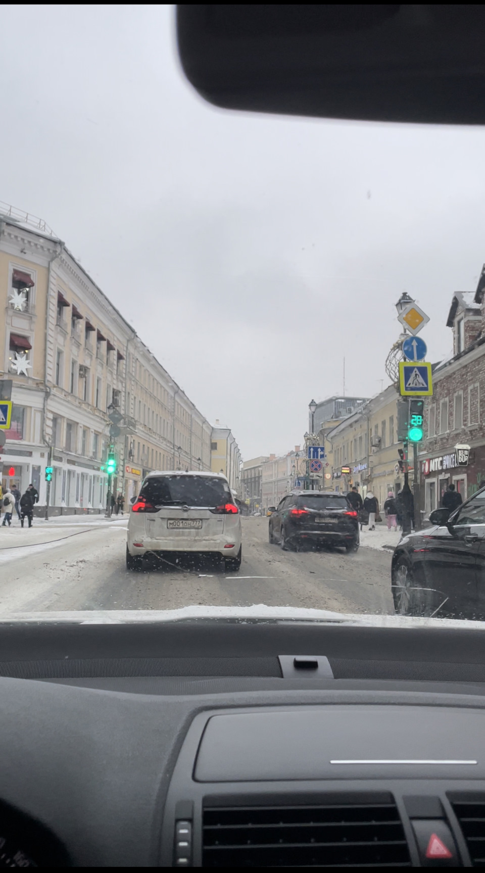 Замена лобового/ветрового стекла на Benson — Skoda Octavia A5 Mk2, 1,8 ...