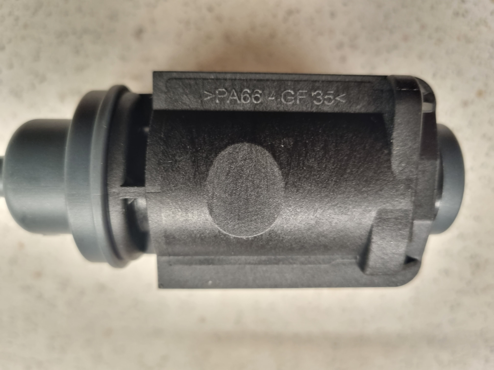 Замена клапана контура ОЖ головки блока цилиндров — Volkswagen Touareg ...