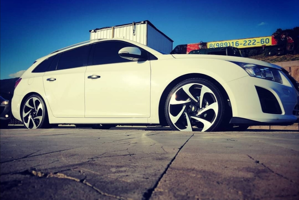 Выбор резины для дисков. — Chevrolet Cruze Hatchback, 1,8 л, 2013 года ...