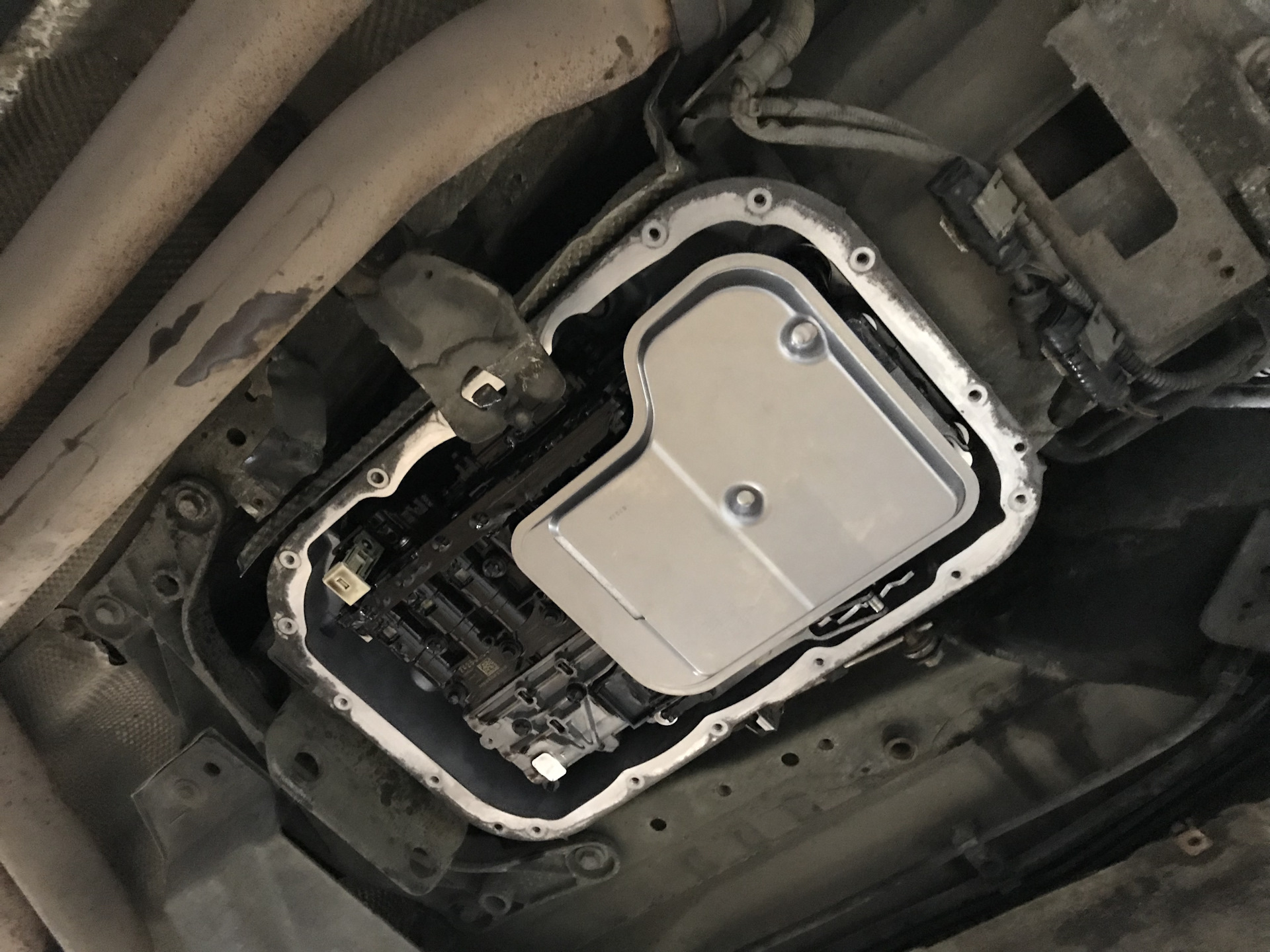 Замена масла в АКПП и устранение запотевания теплообменника — BMW 3 ...