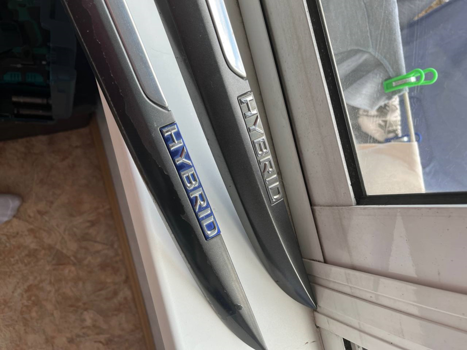 Замена молдинга двери — Lexus GS 450h (1G), 3,5 л, 2010 года | кузовной ...