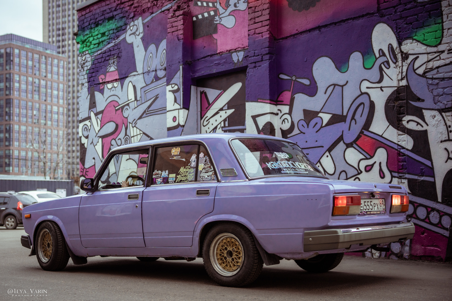️2️⃣9️⃣Фотосессия дизайн-завод Флакон) — Lada 2107, 1,5 л, 1983 года ...