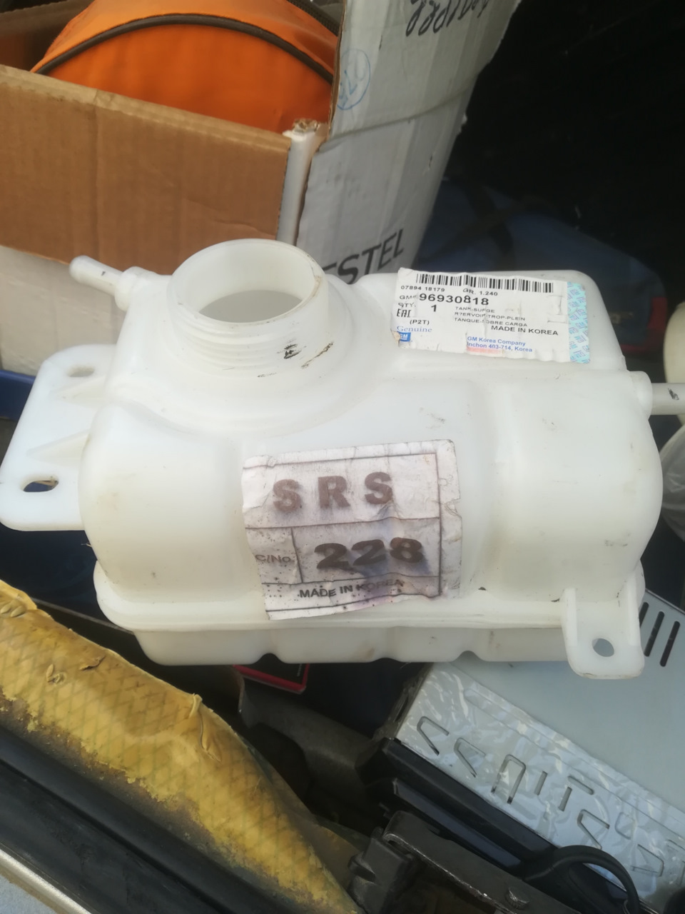 96930818 Бачок расширительный радиатора / Chevrolet Aveo 06~ GM ...