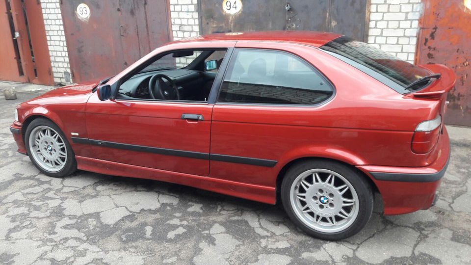 2 комплекта дисков — Bmw 3 Series E36 5 2 5 л 1998 года колёсные