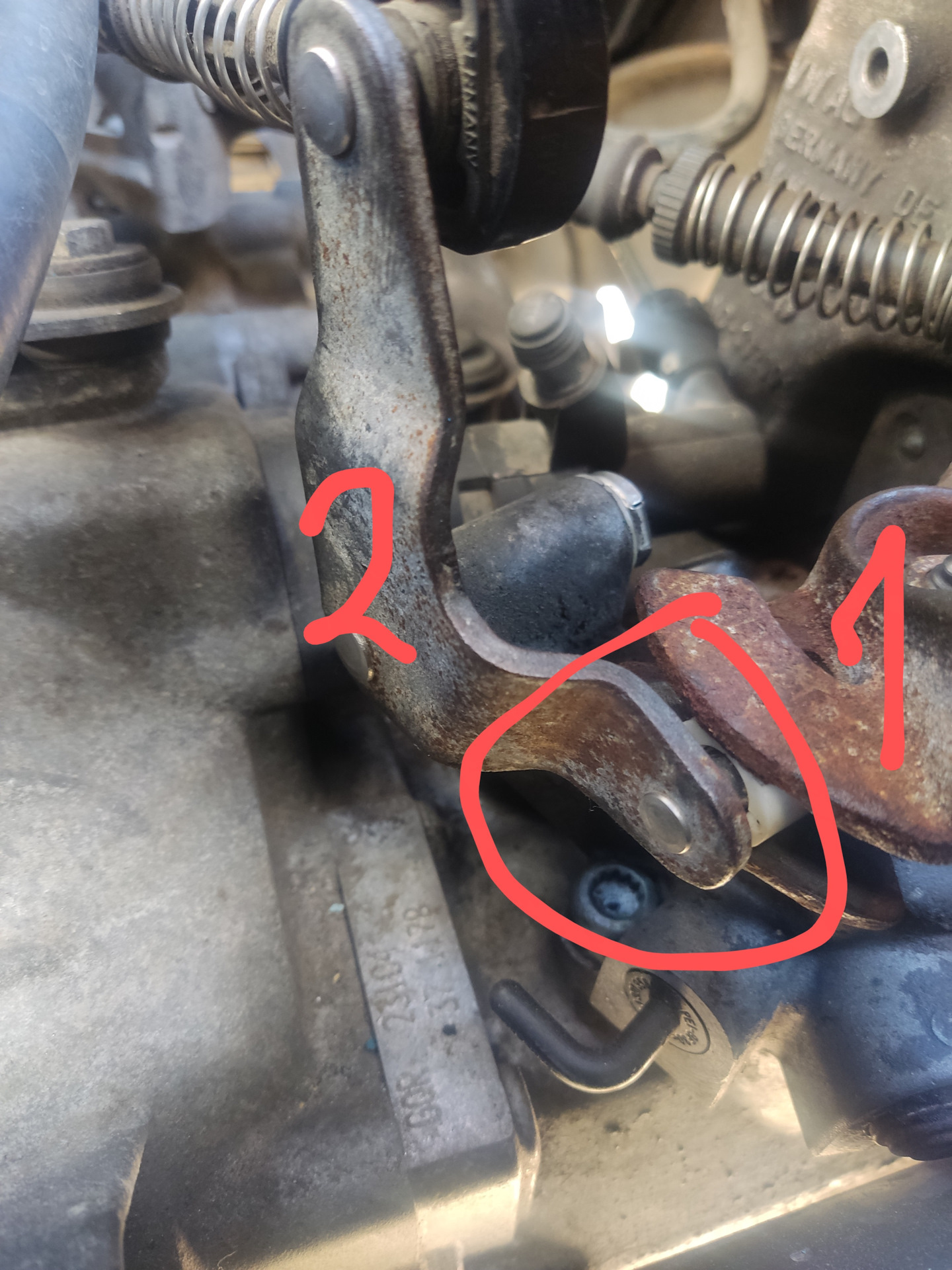 Ревизия механизма переключения передач — Volkswagen Caddy (3G), 1,9 л ...