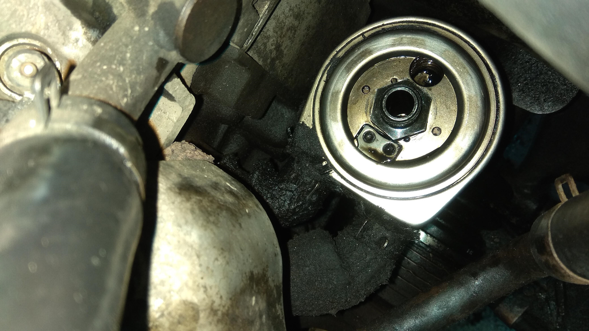 Банальное ТО. Переход на фильтр в корпусе. — Hyundai Santa Fe (1G), 2 л ...