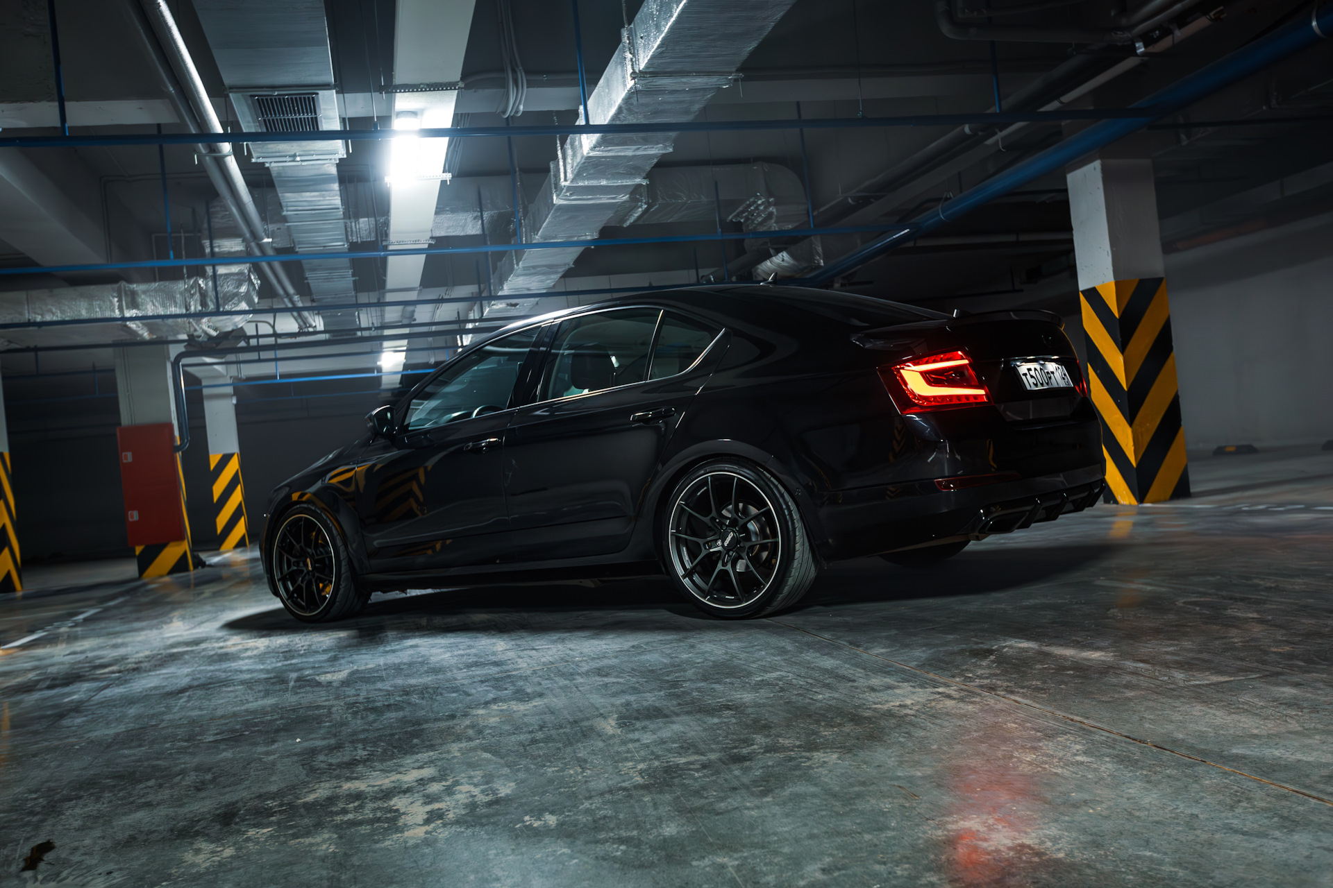 Rays Volk G025 R19 + Yokohama Advan Fleva V701 — Skoda Octavia A7 Mk3, 1,8 л, 2013 года ...