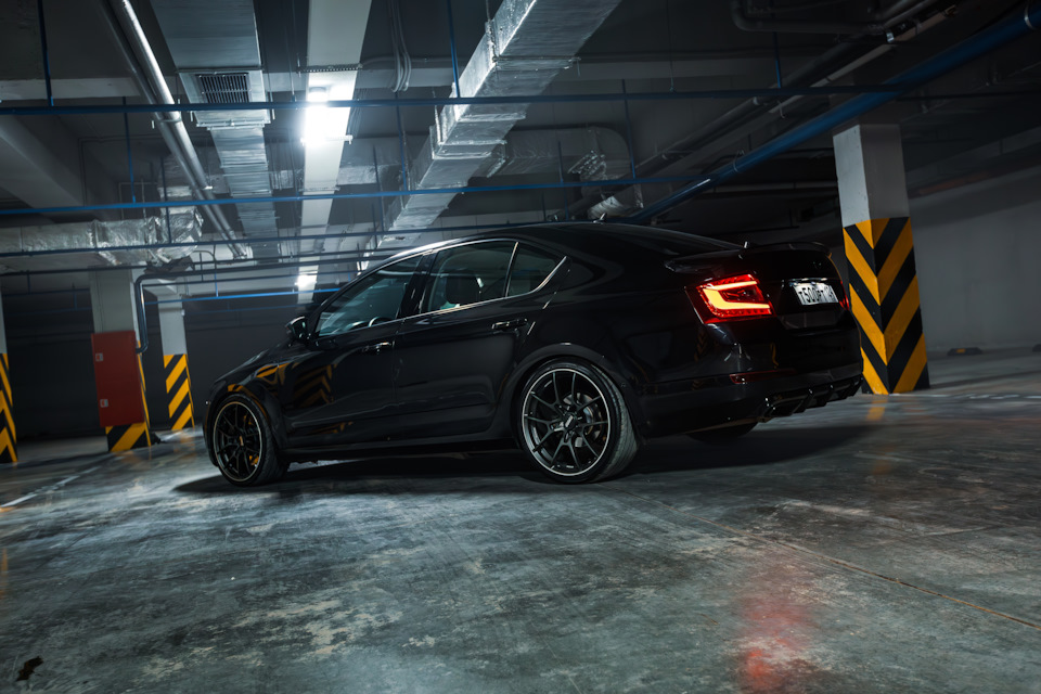 Rays Volk G025 R19 + Yokohama Advan Fleva V701 — Skoda Octavia A7 Mk3, 1,8 л, 2013 года ...