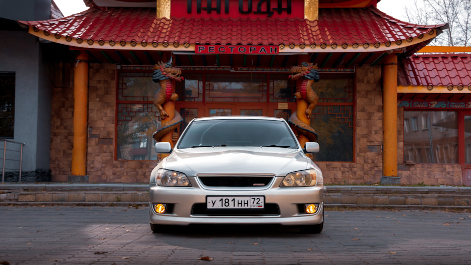 Toyota Altezza 2.0 бензиновый 2000 | Clean look на DRIVE2