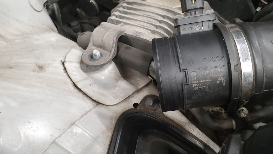 55562426 датчик расхода воздуха GM | Запчасти на DRIVE2