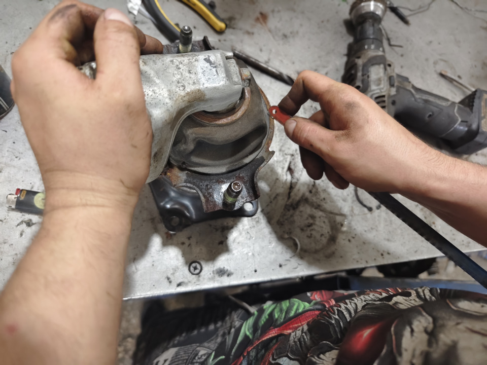 Хонда Аккорд 9 J35Y1 замена передней подушки — Honda Accord (9G), 3,5 л ...