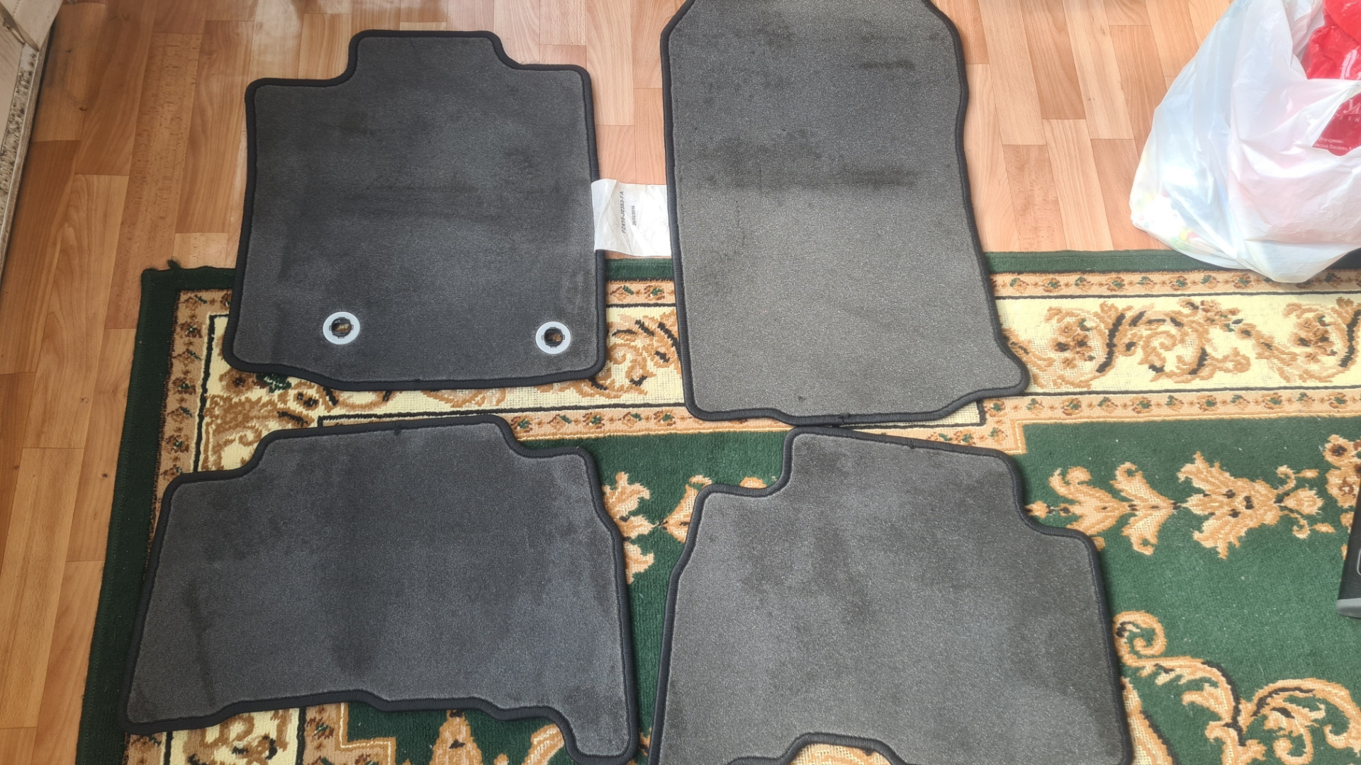 Коврики текстильные pz410-j2353-fa (добавил фототв салоне) — Toyota ...