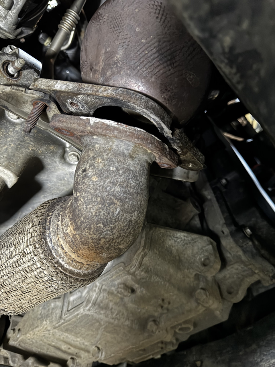 Замена прокладки под горячей частью турбины и катколлектором ...