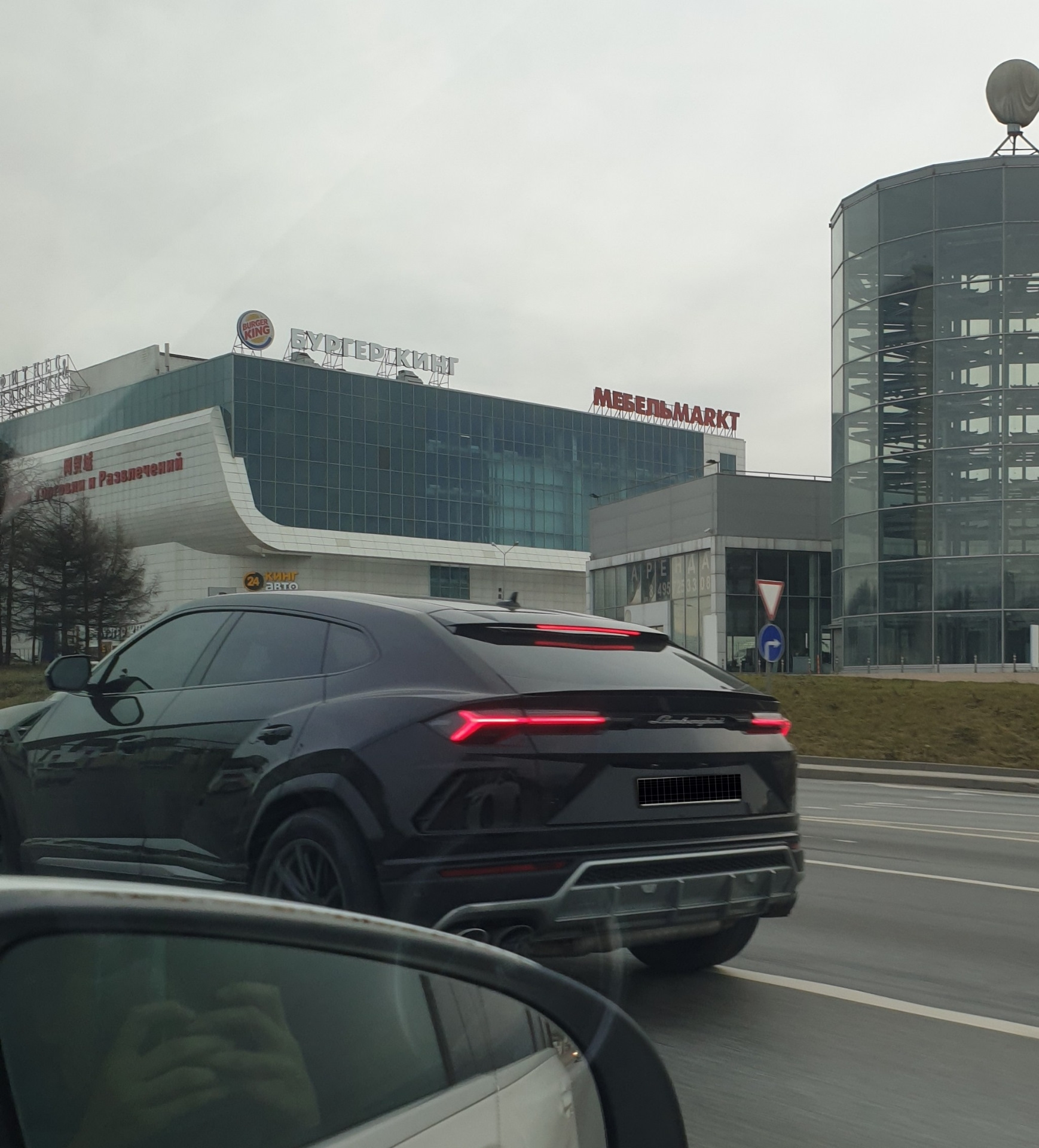 Красота на дороге :Lamborghini Urus — DRIVE2