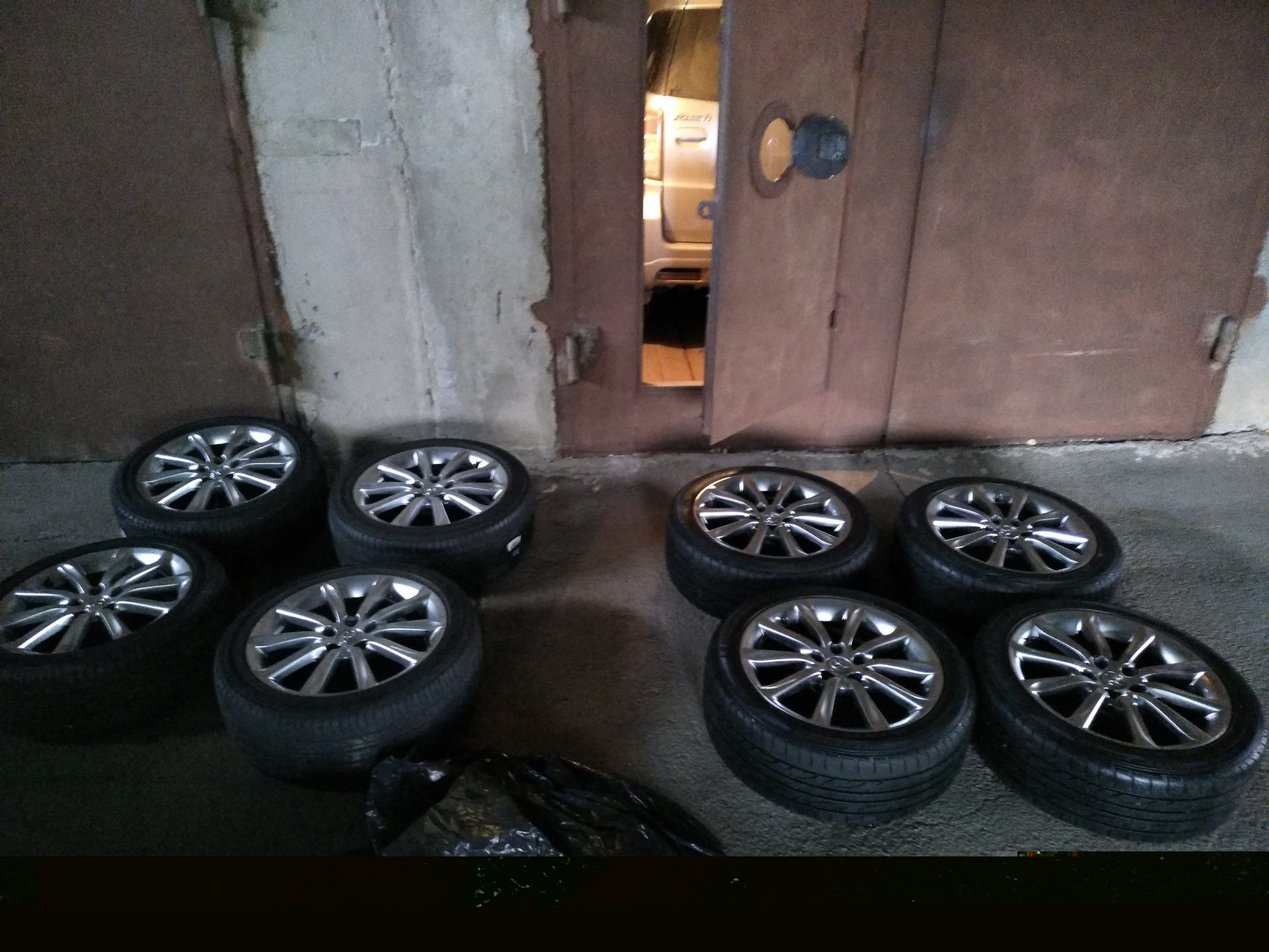 Рестаил колеса — Toyota Mark X (GRX130), 2,5 л, 2012 года | колёсные ...