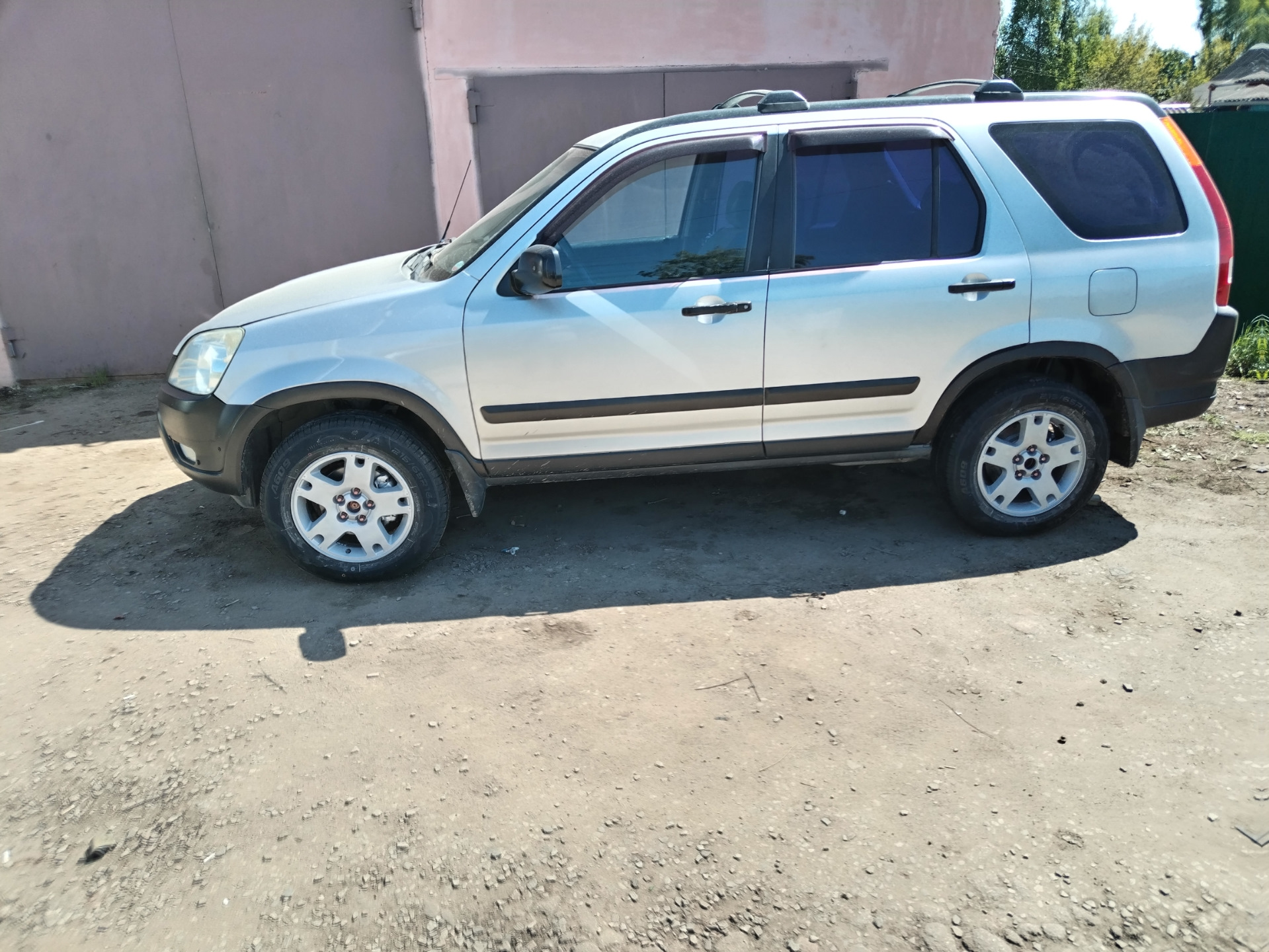 Переобувка и замена газ лифта 5 двери — Honda CR-V (RD4/RD5/RD6/RD7), 2,4 л, 2002 года ...