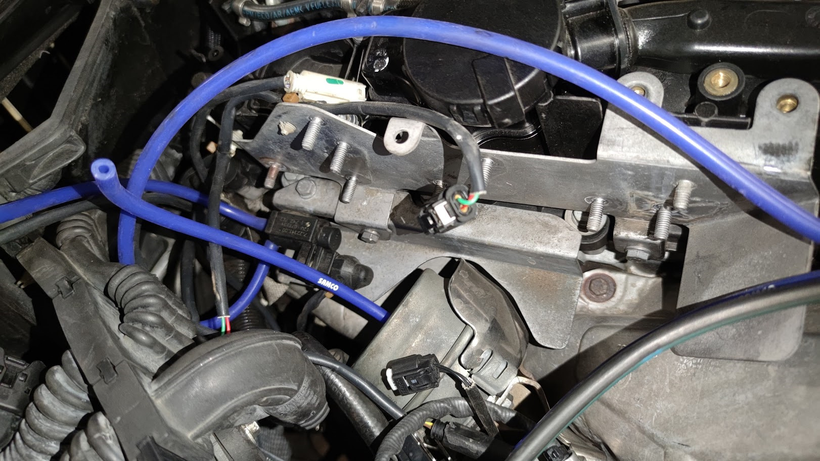 M57TU2D30-TOP Преобразователи давления Вакуумной системы — BMW 5 series ...