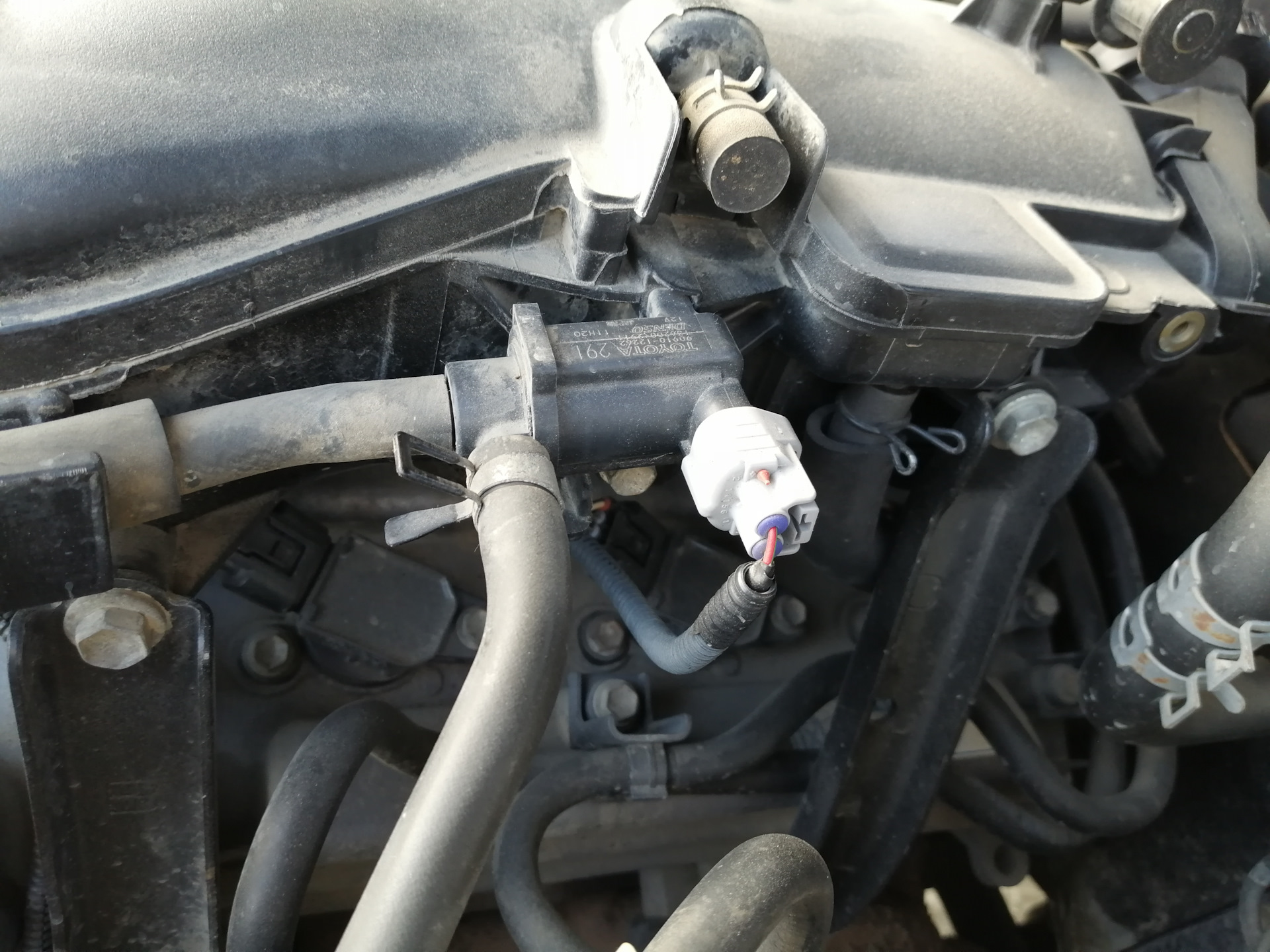 Замена кронштейна масляного фильтра — Toyota Land Cruiser Prado 120 ...