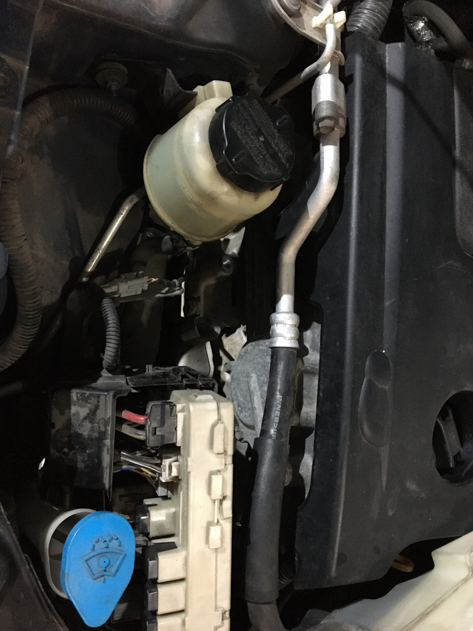 Замена подушек двигателя — Nissan Teana (J31), 2,3 л, 2007 года | своими руками | DRIVE2