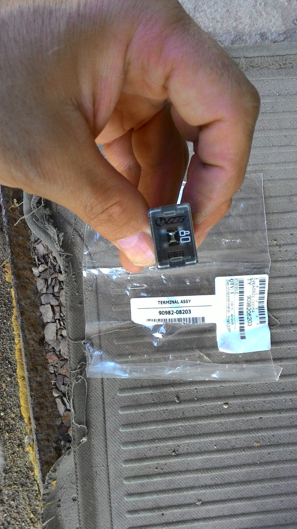 9098208203 Предохранитель 80 А TOYOTA LEXUS | Запчасти на DRIVE2