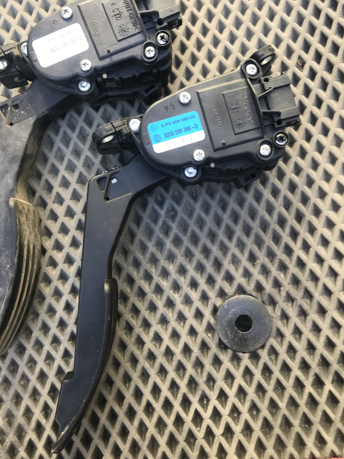 #137. Педаль газа🏎💨. Все таки замена🔧 — Renault Duster (1G), 2 л, 2012 ...