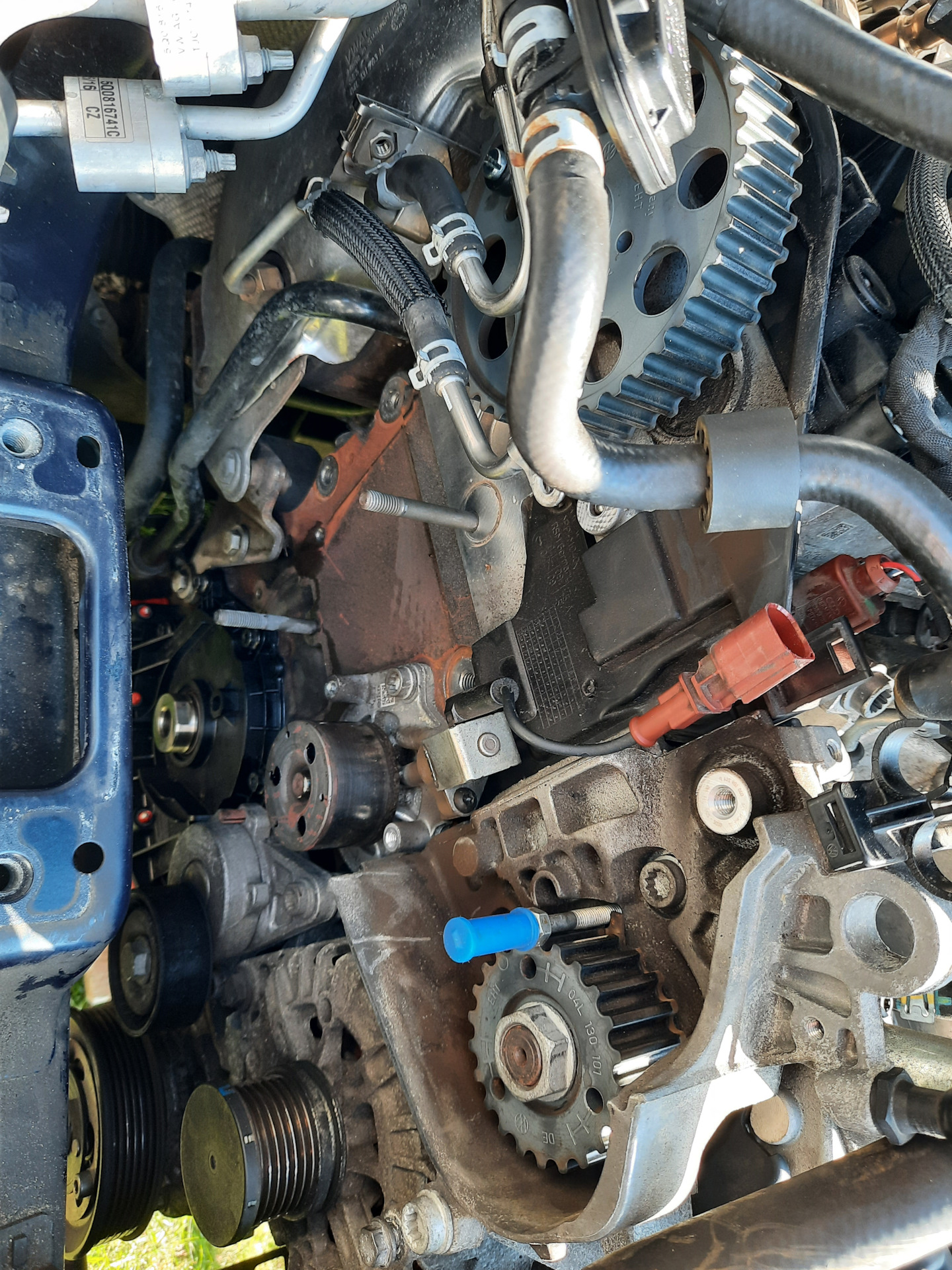 Замена сальника коленвала — Audi A3 Sedan (8V), 1,6 л, 2017 года ...