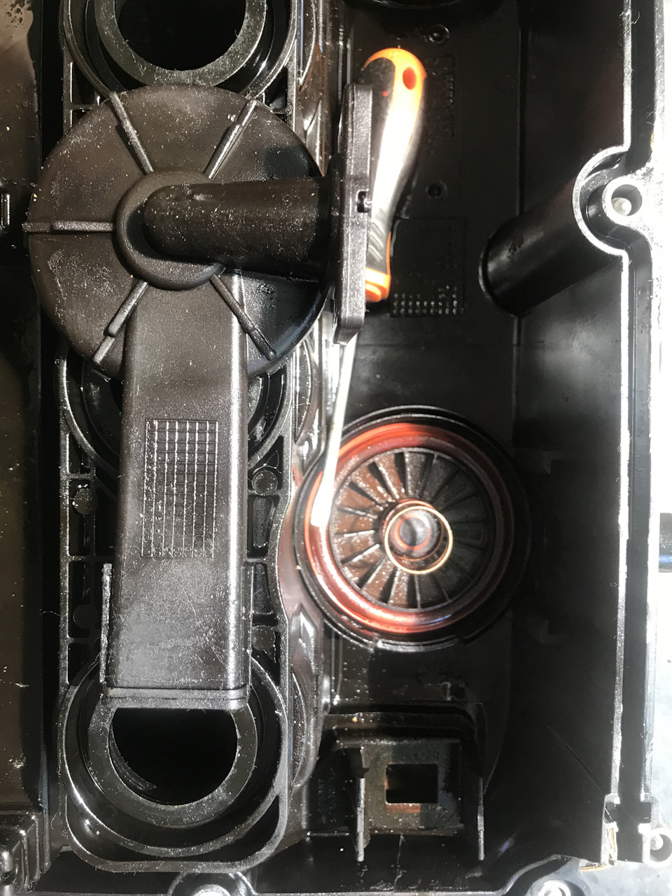 Клапанная крышка + мембрана — Opel Astra H, 1,8 л, 2007 года | своими ...