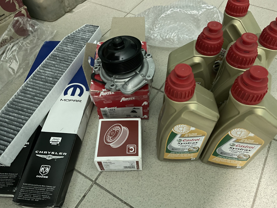 Замена масла ДВС топливного фильтра левого привода передний и задний ...